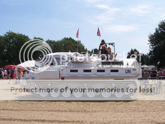 ::Wedding Tank Limo:: Screw the Stretched | Luxury4Play.com