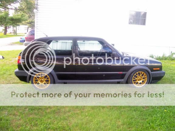 gold rims black car | VW Vortex - Volkswagen Forum