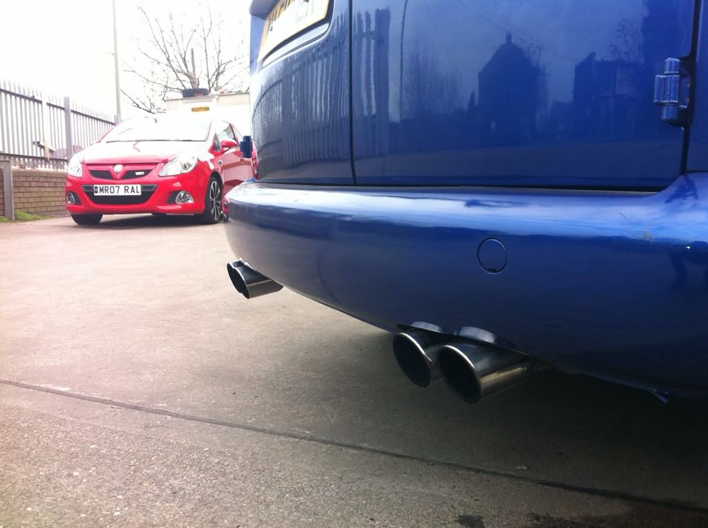 R32 style rear bumper/ exhaust tips - CADDY2K.com