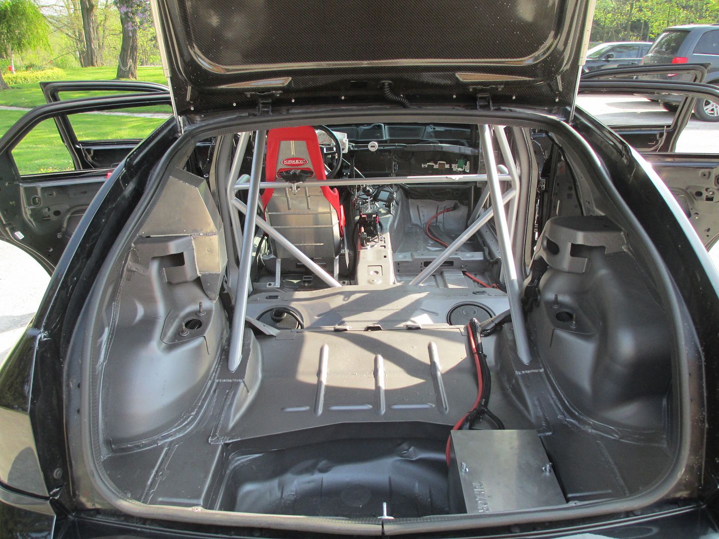 Hemiwagn Reno: Update #21-Cleaned up Drag Car interior and NHRA Battery ...